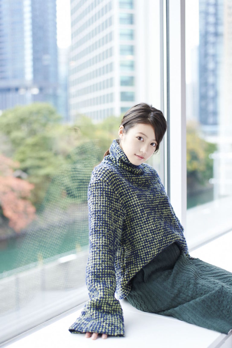 今田美桜、Talknoteのイメージキャラクターに就任！可愛い秘書を演じ博多弁でアピール | ACTRESS PRESS