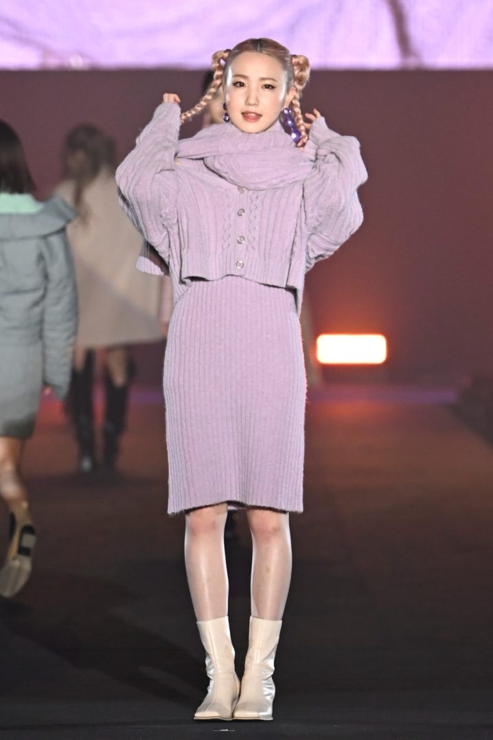 松井愛莉、香音ら「REDYAZEL」の秋冬トレンドアイテムを纏い、ステージを輝かせる！＜TGC 北九州 2022 ④＞【Reporter：細井彩香】 | ACTRESS PRESS