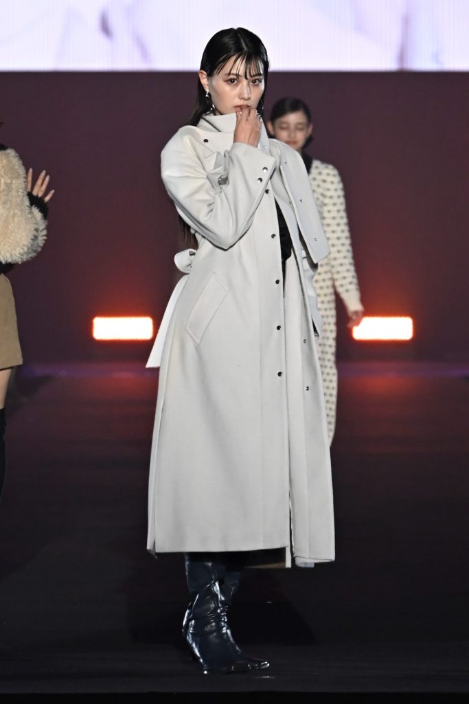 松井愛莉、香音ら「REDYAZEL」の秋冬トレンドアイテムを纏い、ステージを輝かせる！＜TGC 北九州 2022 ④＞【Reporter：細井彩香】 | ACTRESS PRESS