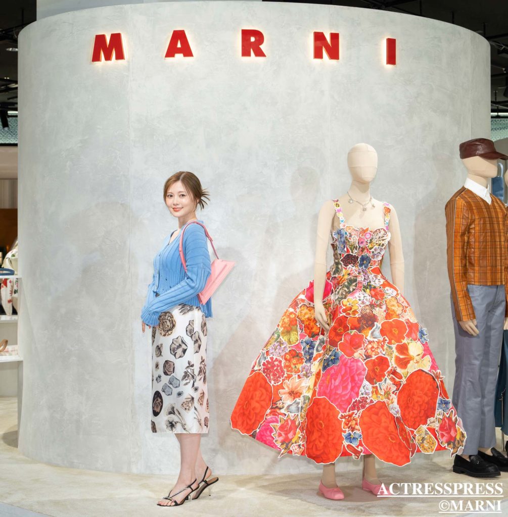 白石麻衣 ＆ 上⽩⽯萌歌、MARNIコレクションをまとい、美の共演!!【インタビュー掲載】 | ACTRESS PRESS
