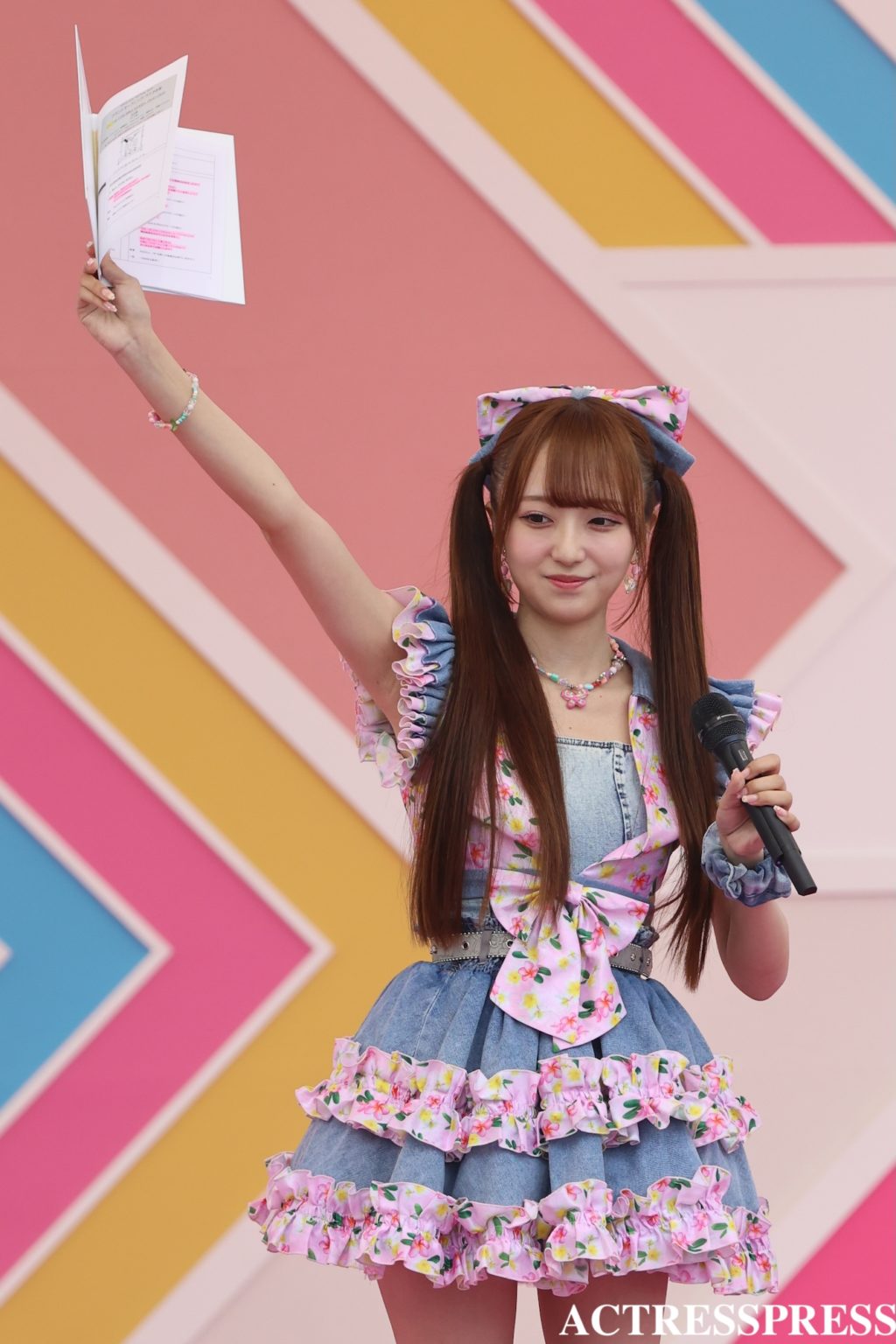 ＜TIF2025開幕レポート＞日比野芽奈（ラフ×ラフ）・熊澤風花（Task have Fun）・春瀬もも（衛星とカラテア）が魅せた15周年オープニング！＜写真36枚＞【Reporter：舟守 ...